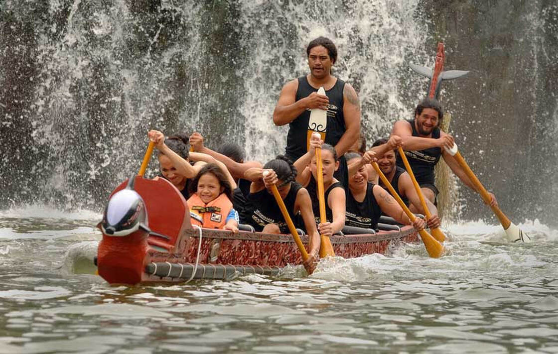 Hinemoana Waka - Toi Māori Aotearoa