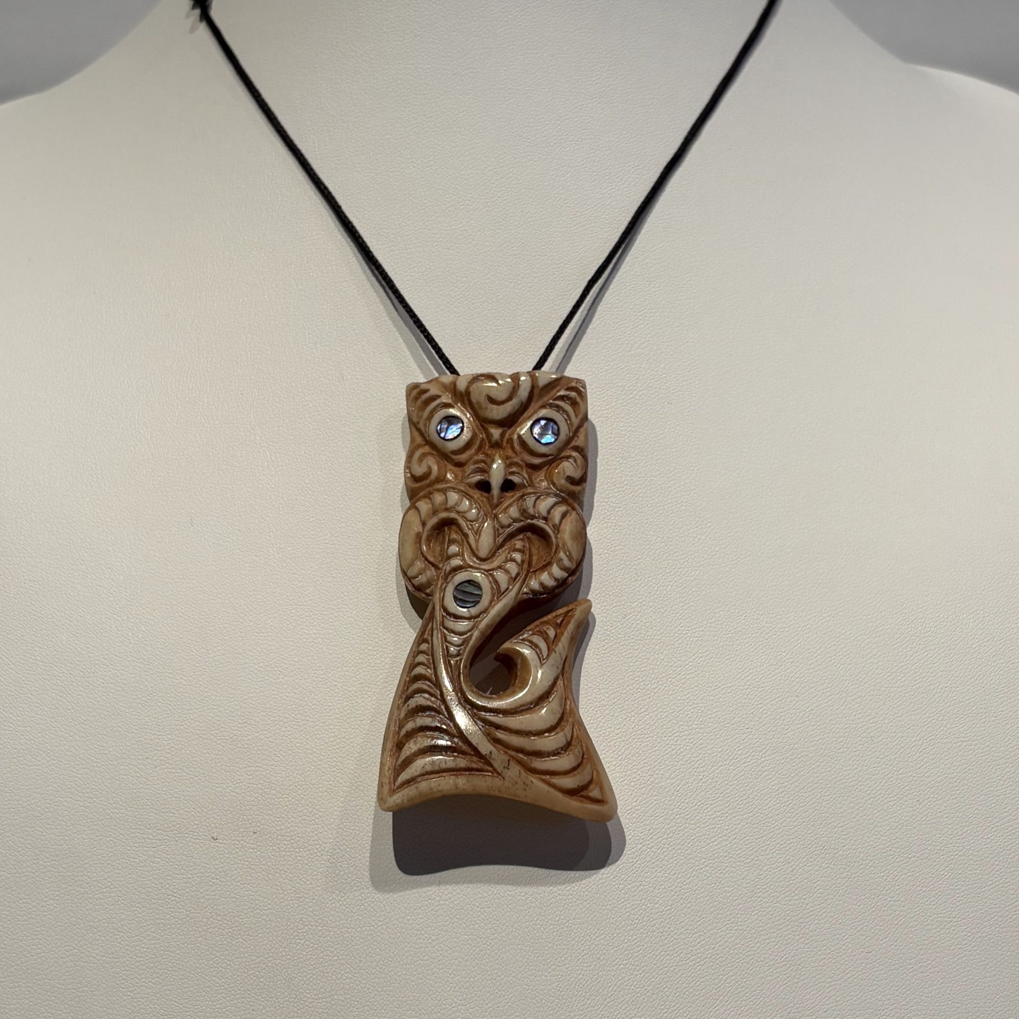 Taniwha Matau #1 - Toi Māori Aotearoa - Māori Arts News Zealand